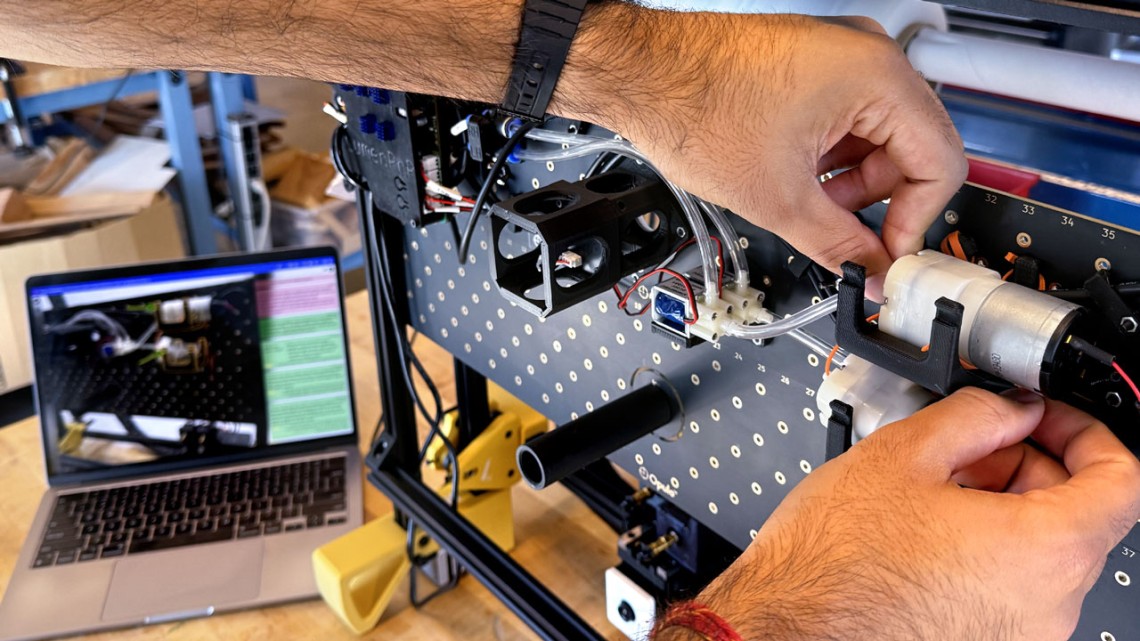 SplatOverflow Enables Remote Hardware Troubleshooting